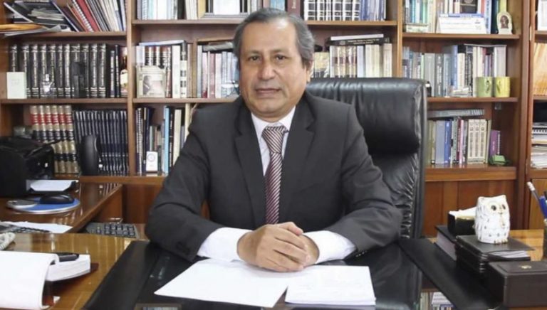 CAL: César Bazán fue elegido decano del Colegio de Abogados de Lima ...